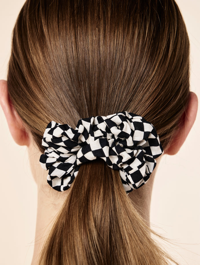Anais Seersucker Scrunchie